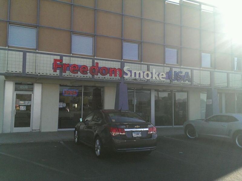 Freedom Smoke USA - 4570 E Broadway Blvd Tucson, AZ