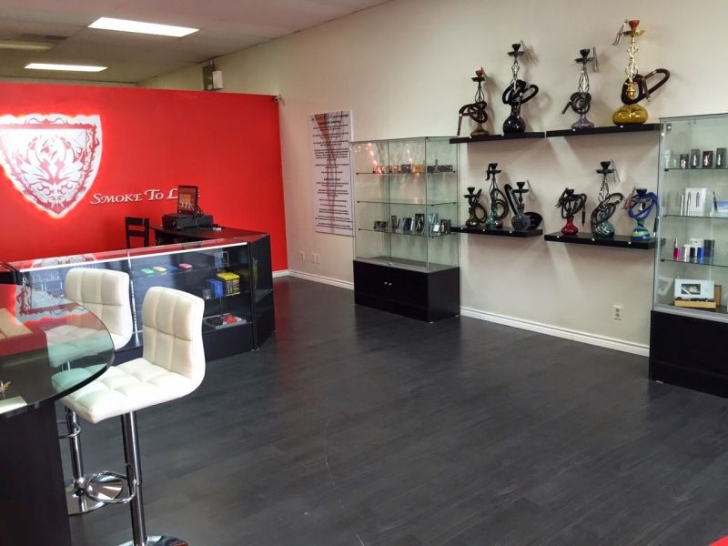 Smoke To Live outlet vapor shop - 6411 NW Loop 410 #1 San Antonio, TX