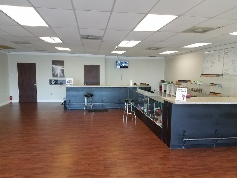 Va Vape Shop - 3115 Western Branch Blvd suite 115 Chesapeake, VA