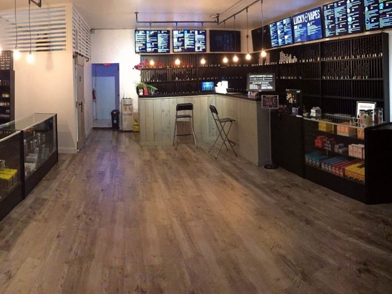 Lucky 8 Vapes - 8040 Anderson Rd Richmond, BC