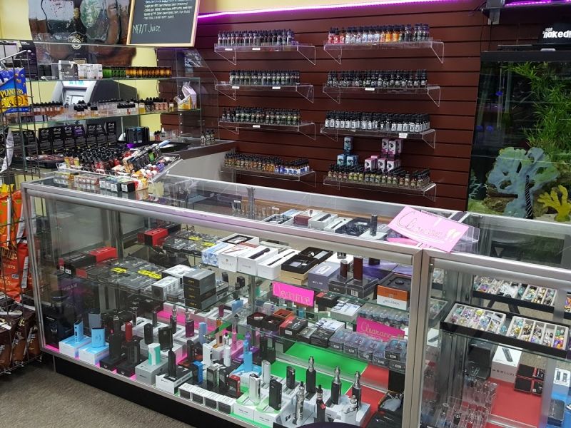 Smokers Xone and Vape shop - 6229 S 27th St Milwaukee, WI