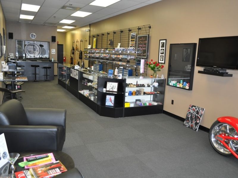 Lunar Vapes - 1537 Freeway Dr #504 Reidsville, NC