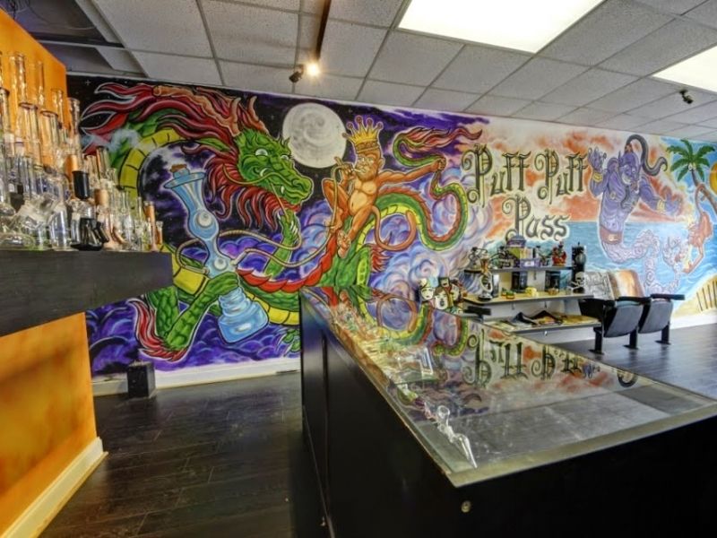 Puff Puff Pass Smoke Shop - 125 W Sunrise Blvd Fort Lauderdale, FL