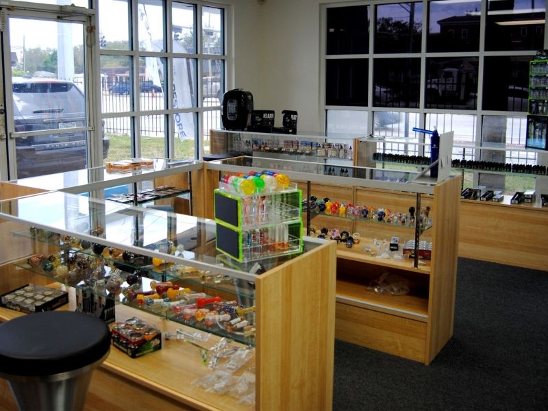 THE VAPE & SMOKE STORE - 3001 Griffin Rd Fort Lauderdale, FL