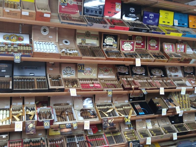 Galaxy Cigars and Vapes - 7750 E McDowell Rd #104 Scottsdale, AZ