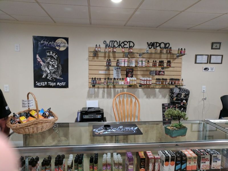 Wicked Vapor Vapeshop and Lounge - 757 Allegheny River Blvd Verona, PA